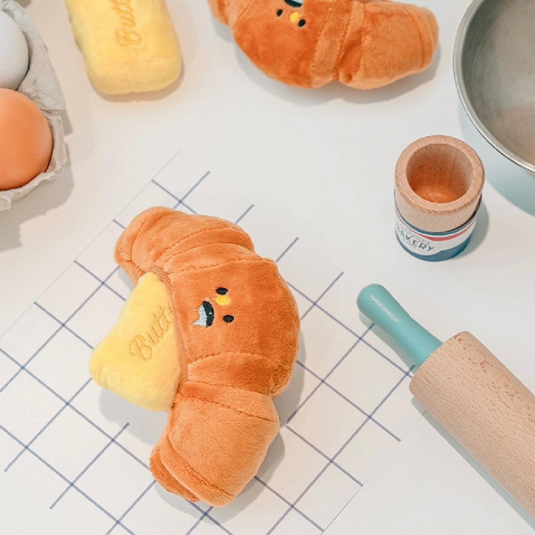Bite Me ~ Croissant Toy – Cosset Pet Supplies Inc.